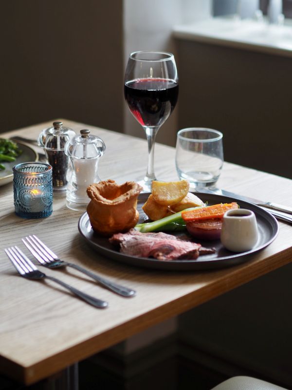 Festive Family Lunch at the Doubletree by Hilton