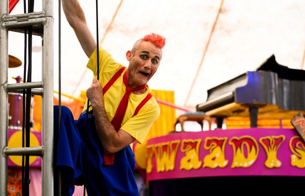 TWEEDY THE CLOWN TO EMBARK ON 2026 TOUR WITH NEW SHOW TWEEDY’S MASSIVE ...